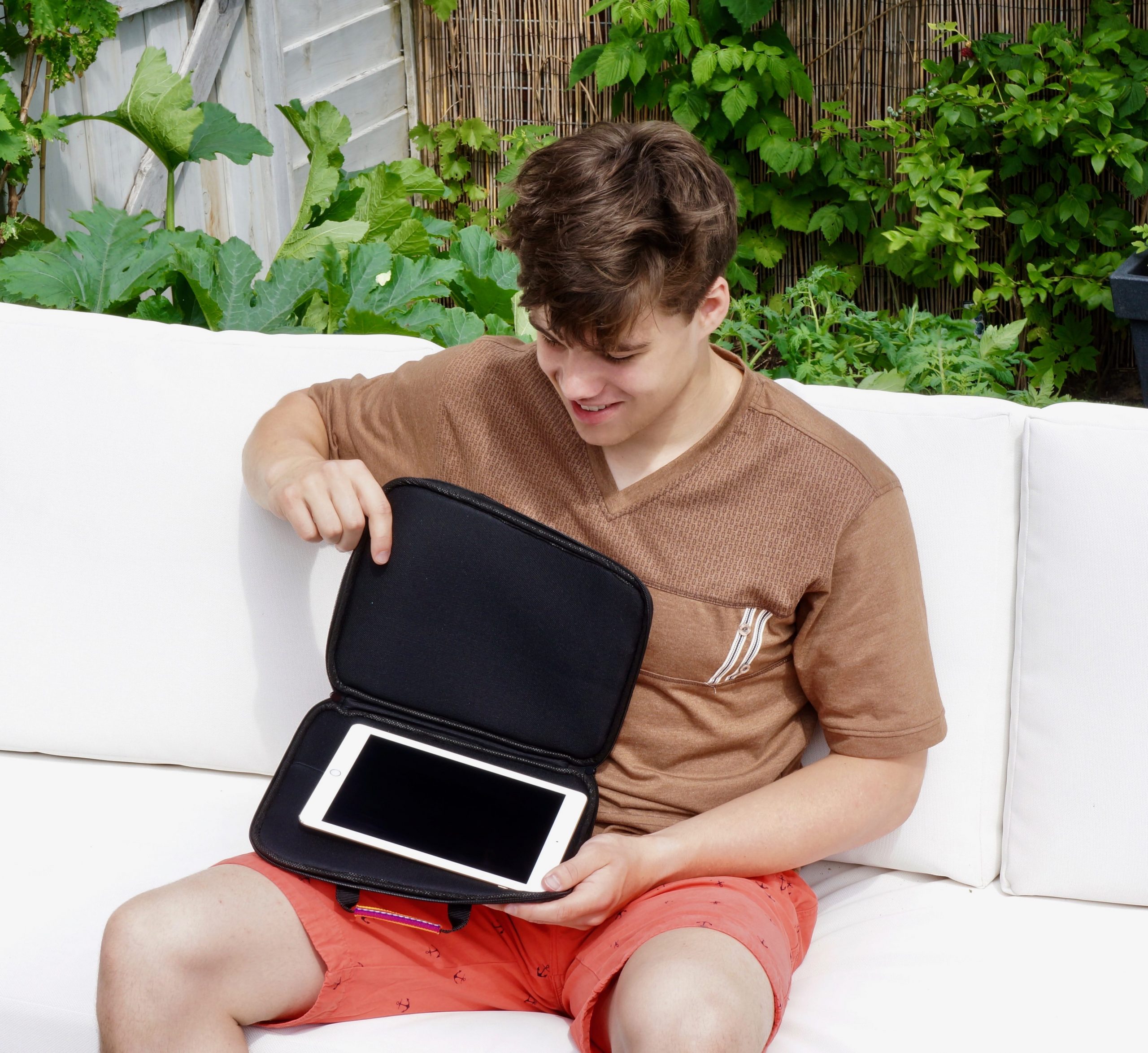 Inca-case voor tablet/iPad staalblauw - 2be-Aware